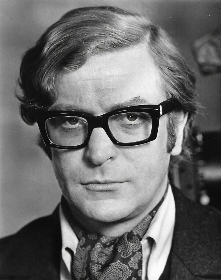 The Cravat: A Timeless Classic | THE RAKE JAPAN | The Modern Voice of ...